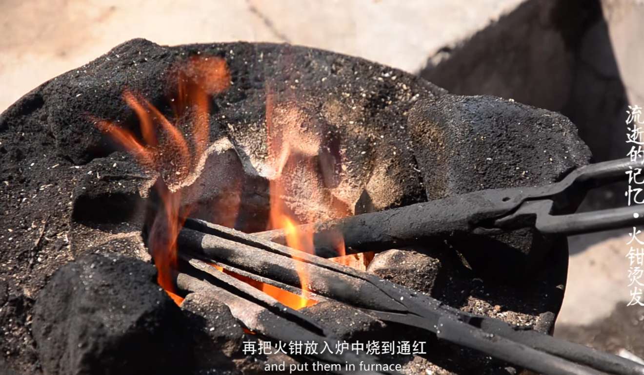 Smoking hot: Chinese barber an internet hit giving perms with fire ...