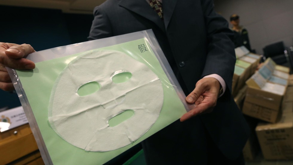 Customs officers bust syndicate supplying fake masks of popular ...