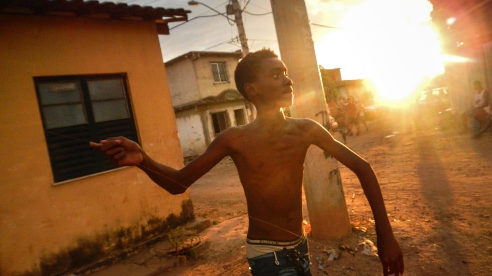 Photographer equips favela children with cameras to illustrate their ...