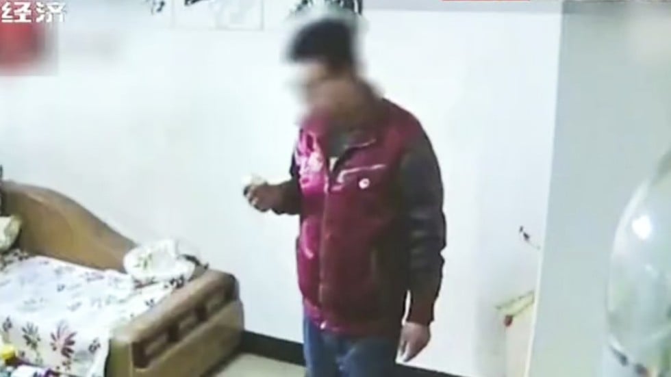 Chinese victim of camera theft spends two weeks spying on man who ...