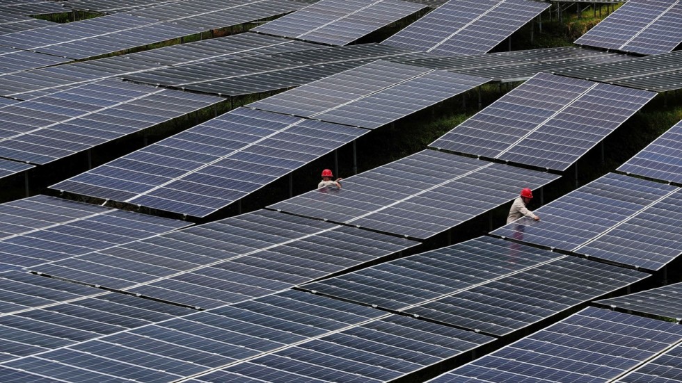 Organic solar battery sets record for converting sunlight to energy in ...