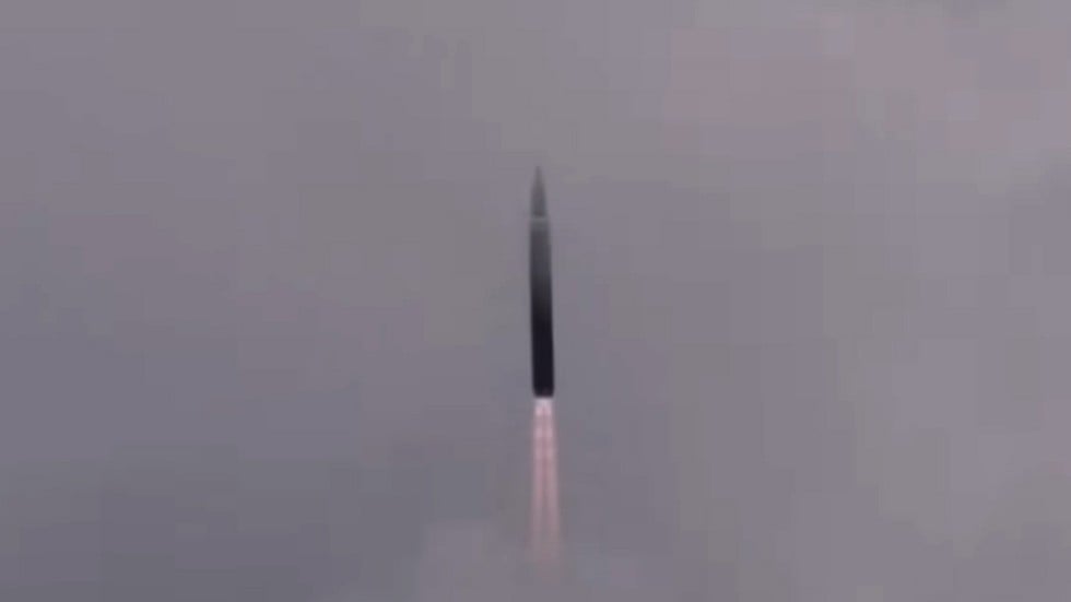 Russia’s Vladimir Putin boasts new Avangard hypersonic warhead heads ...