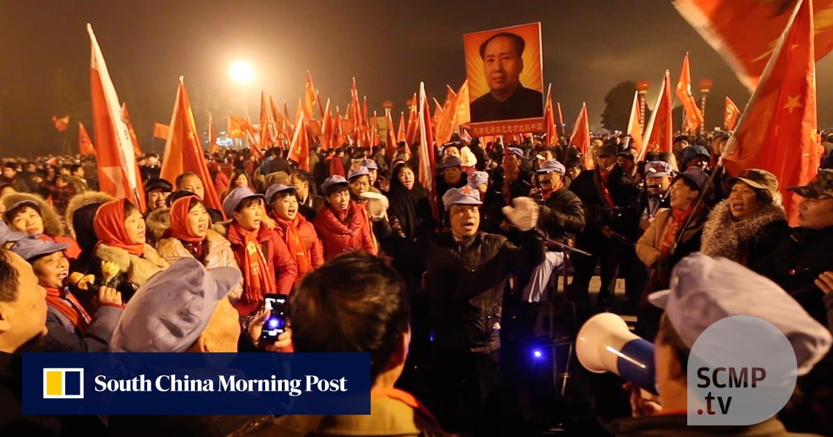 Tens of thousands of Chinese celebrate the life of Mao Zedong on his ...